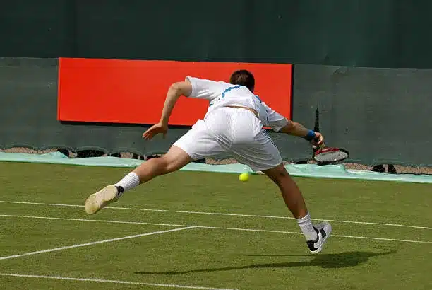 Construction d’un court de tennis à Saint-Raphaël : anticiper la ...